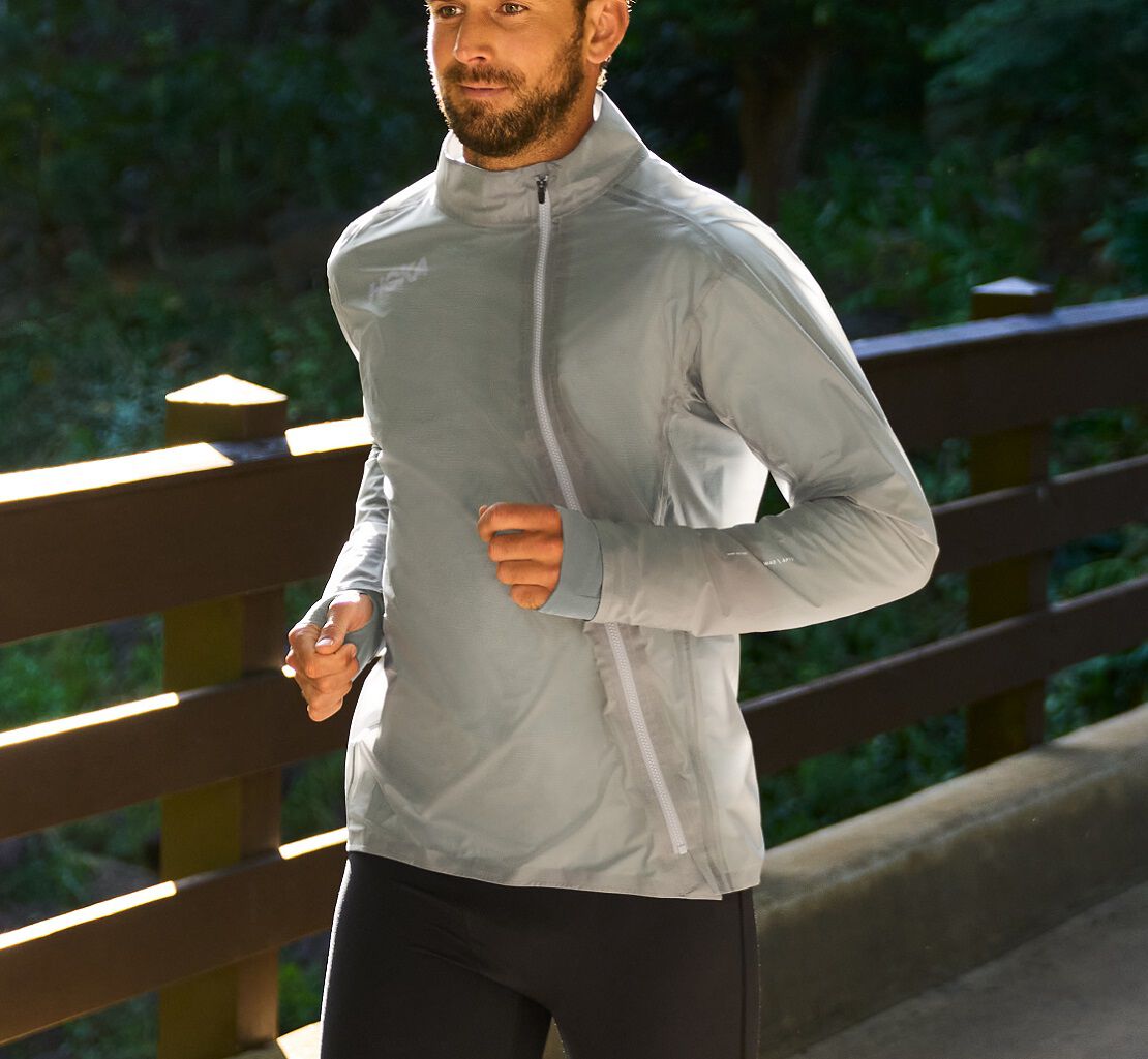 HOKA®公式サイト【パフォーマンスシールドジャケット|PERFORMANCE SHIELD JACKET 1120614 | メンズ】ホカ ...
